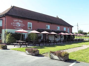 The Red Lion, Winfrith Newburgh, Dorset - Updated 2024 prices | Pitchup.com