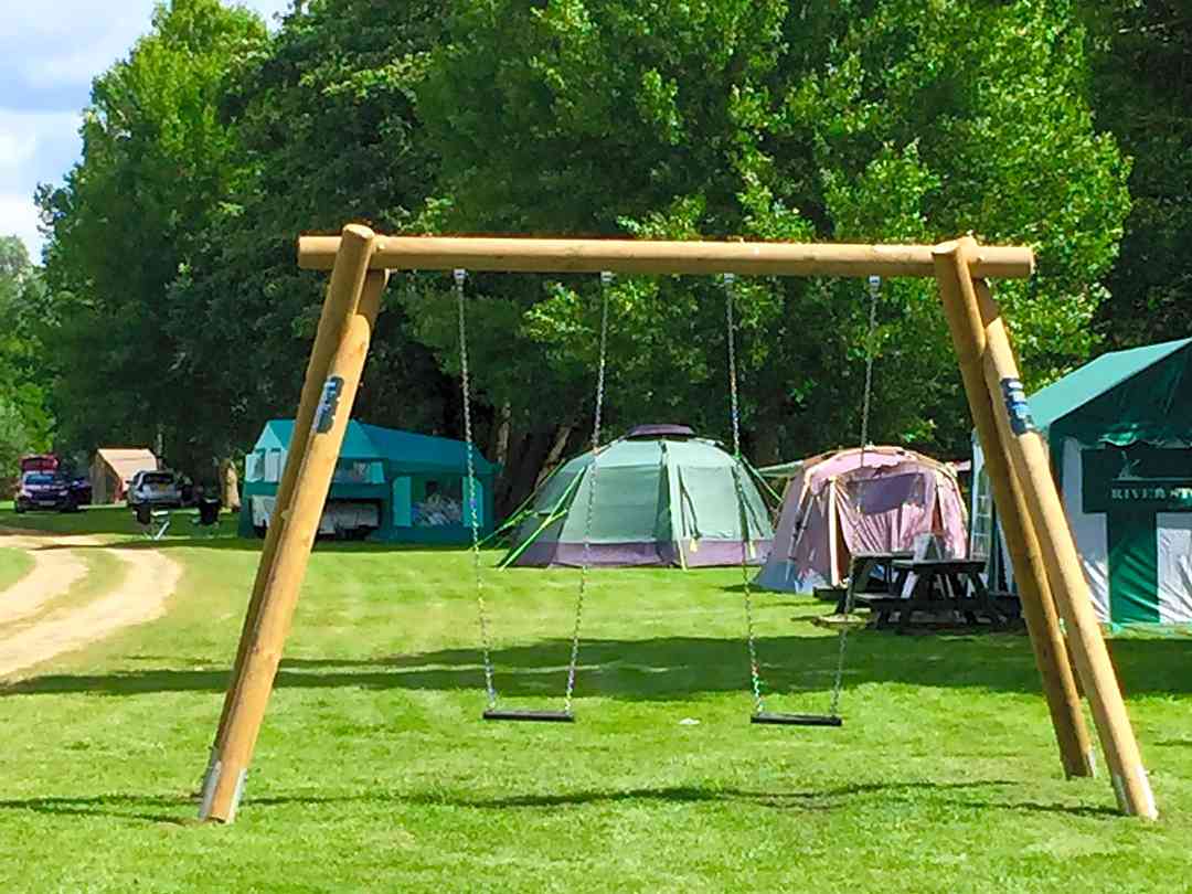 Rushbanks Farm Caravan and Camping Site, Sudbury, Suffolk - Updated ...