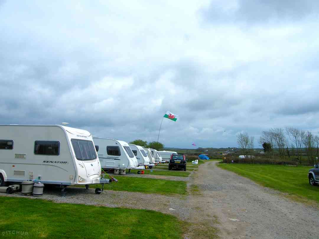 Pitton Cross Caravan and Camping Park, Swansea, Glamorgan | Pitchup.com