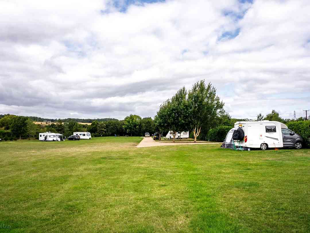 Grove Lock Caravan Park, Leighton Buzzard, Bedfordshire - Updated 2026 ...