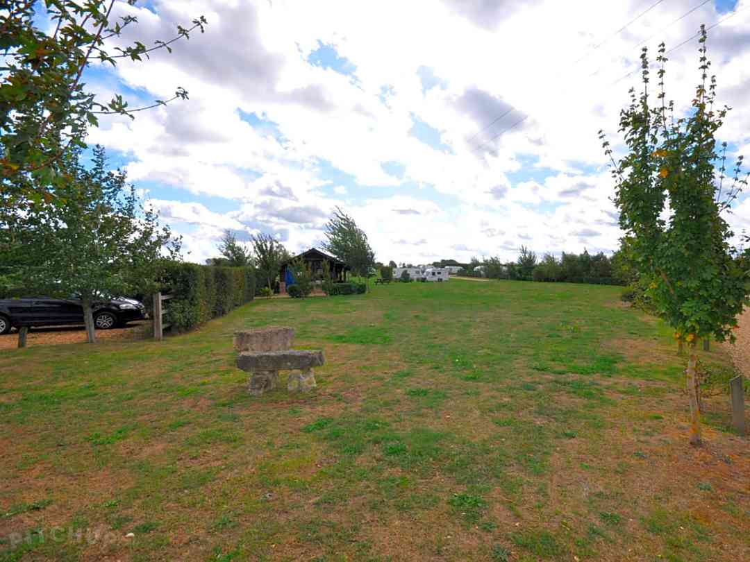 Grove Lock Caravan Park, Leighton Buzzard, Bedfordshire - Updated 2025 ...