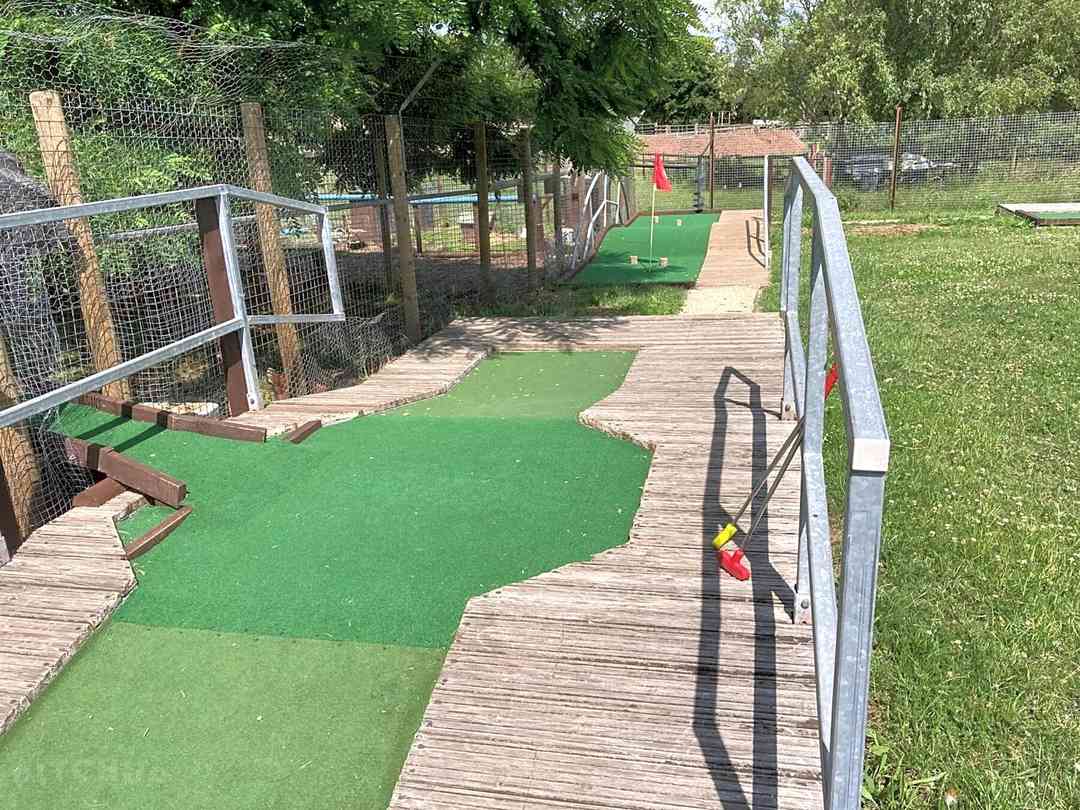 Top Barn Farm, Worcester, Worcestershire | Pitchup.com