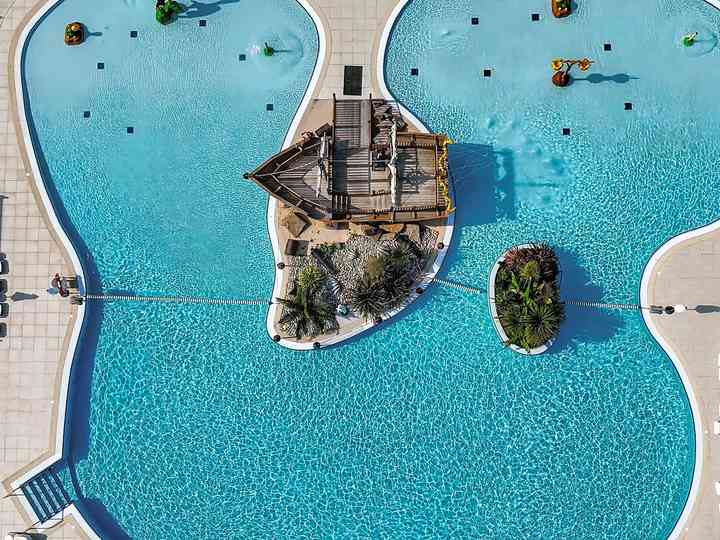 Monkey Tree Holiday Park, Newquay, Cornwall - Updated 2026 prices ...