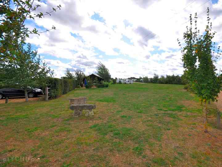 Grove Lock Caravan Park, Leighton Buzzard, Bedfordshire - Updated 2025 ...