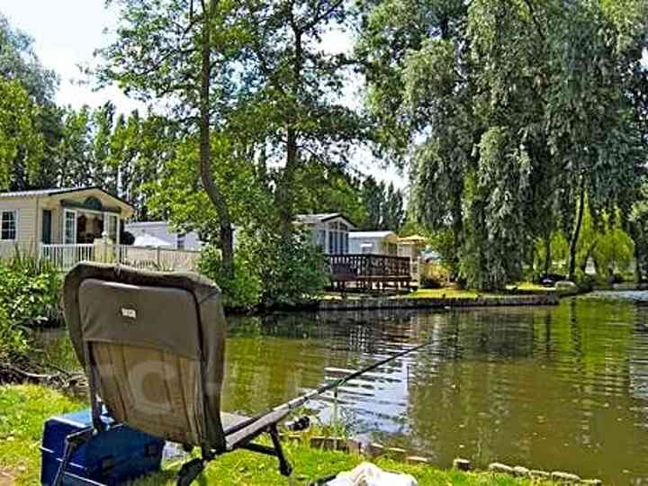 Weeley Bridge Holiday Park, Clacton-on-Sea, Essex | Pitchup.com