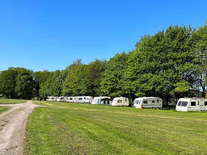 Haddon Grove Farm Campsite, Bakewell, Derbyshire - Updated 2025 prices ...