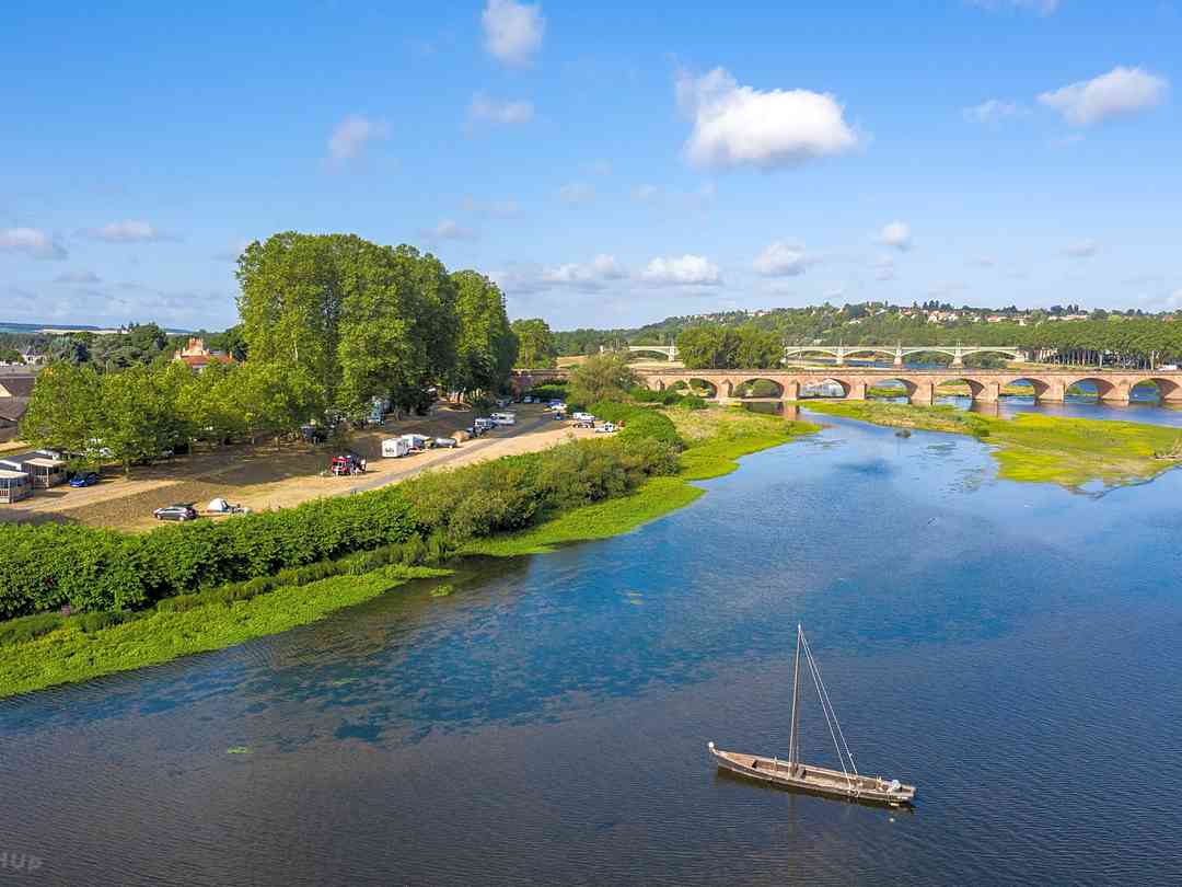 Camping de Nevers, Nevers | Pitchup.com