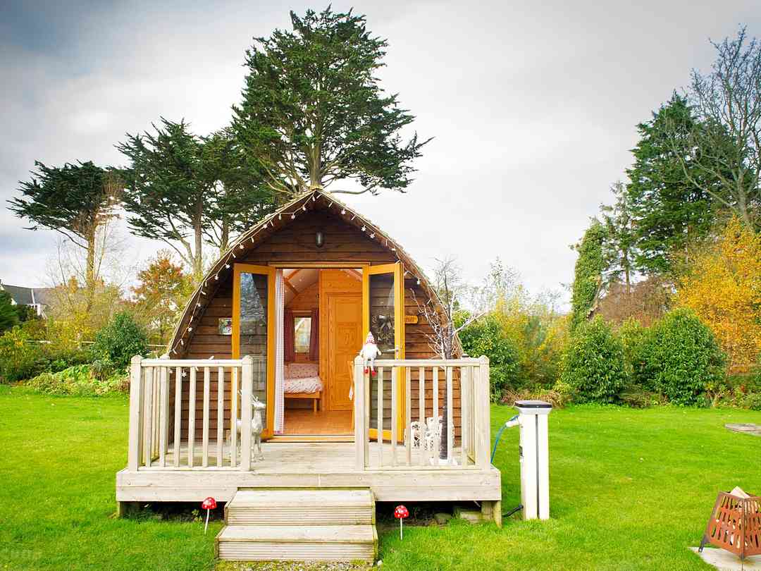 Camping pods and glamping pods - 252 options available on Pitchup.com