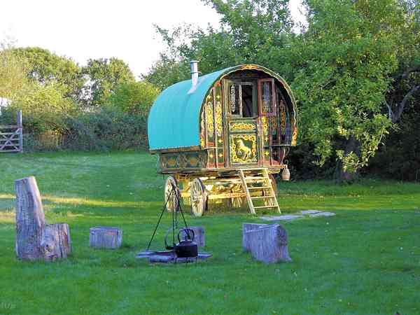 Gypsy Caravan Breaks, Langport | Pitchup.com