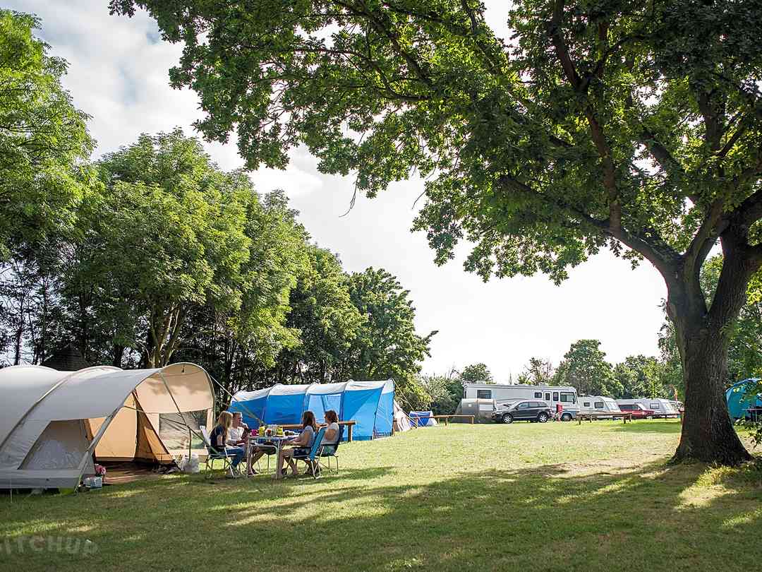 Campsites in London, Greater London from £14/nt - Pitchup