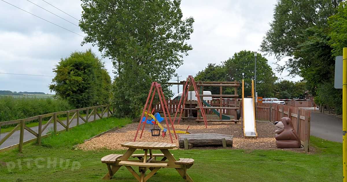 Muston Grange Caravan Park, Filey | Pitchup.com