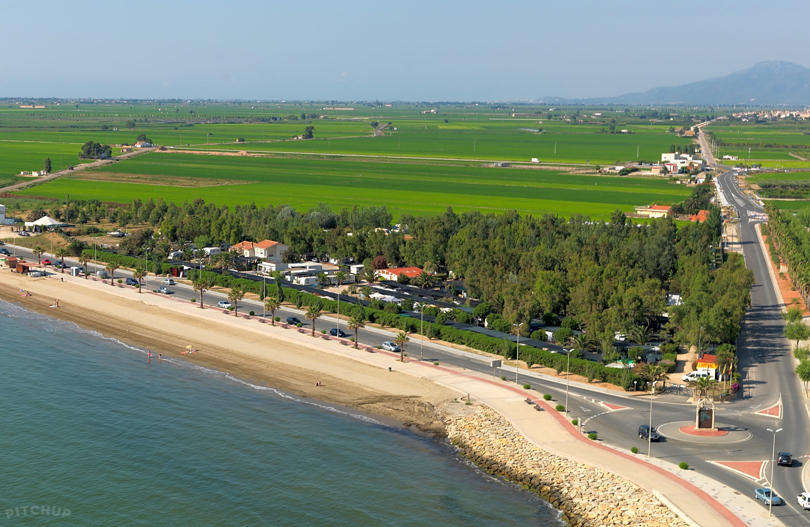 Camping Ampolla Playa, L'Ampolla - Precios actualizados de 2019 - Pitchup®