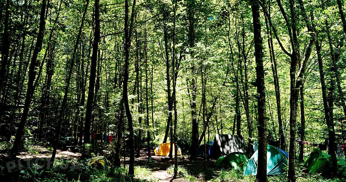 Waterfall Rafting Center, Бриег | Pitchup.com