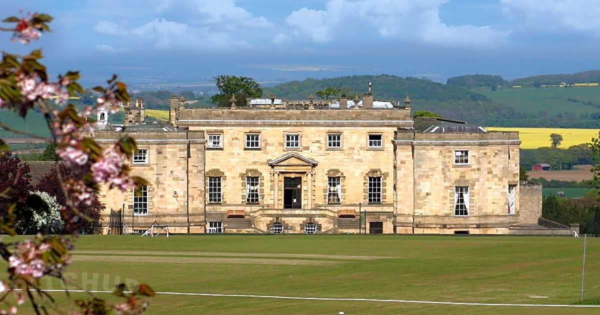 Gilling Castle, Gilling East | Pitchup.com