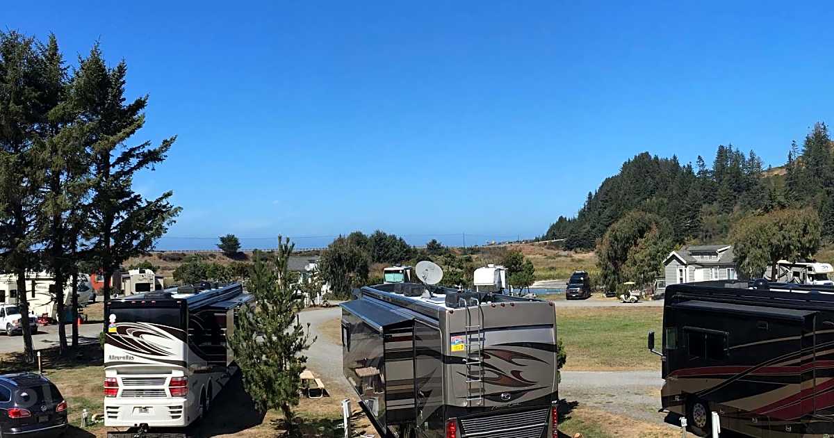 Turtle Rock RV Resort, Gold Beach - Pitchup®
