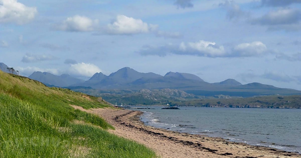 Sands Caravan and Camping Park, Gairloch - Pitchup®