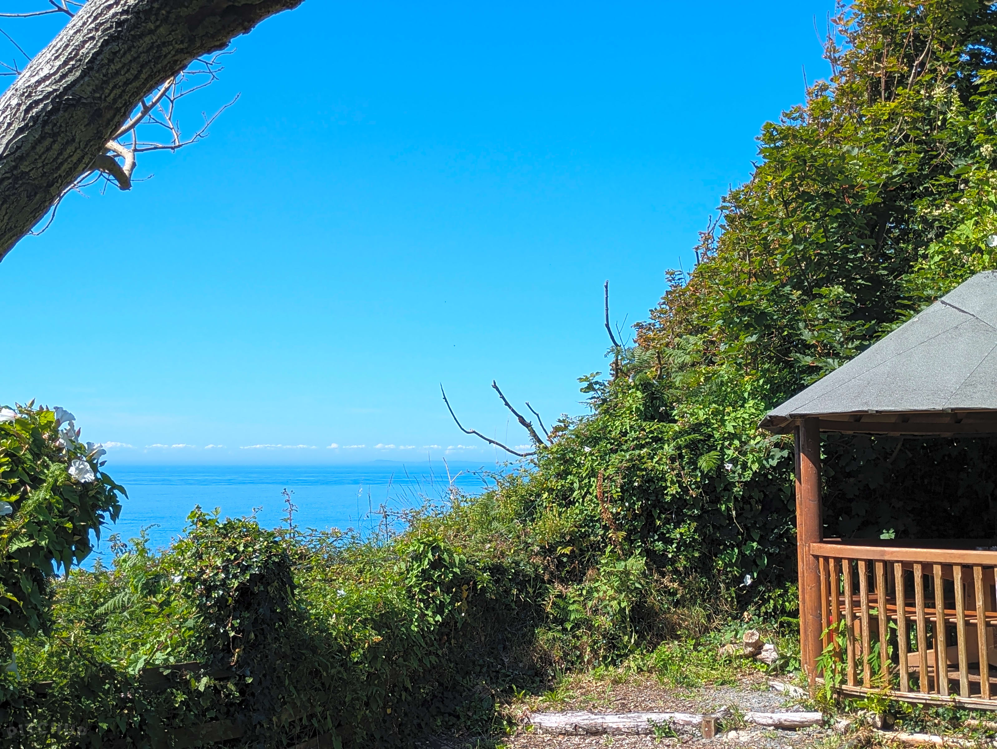 White Pebbles Backpackers, Ilfracombe, Devon | Pitchup.com