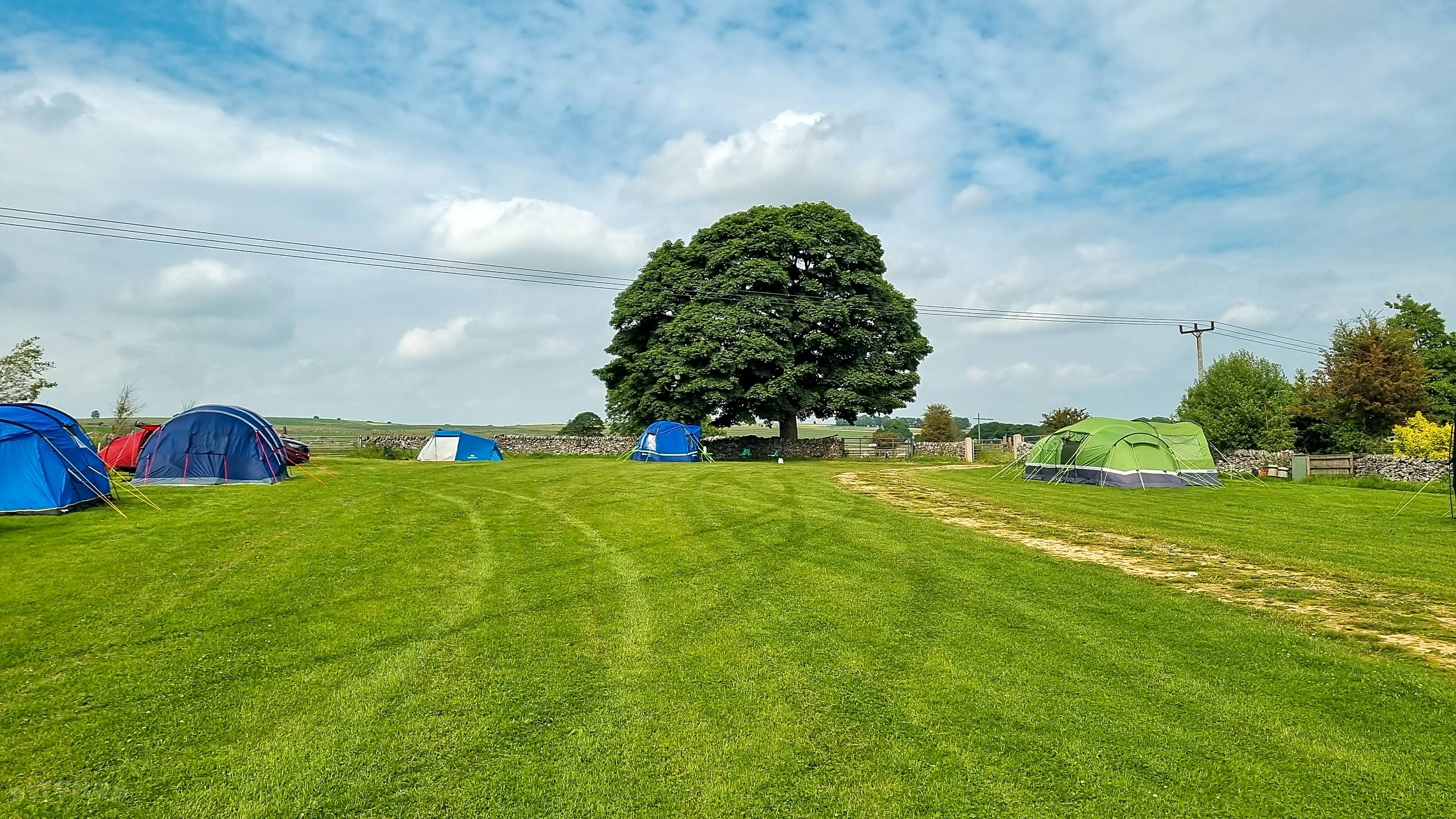 Longfield Farm, Buxton, Derbyshire - Updated 2026 prices | Pitchup.com