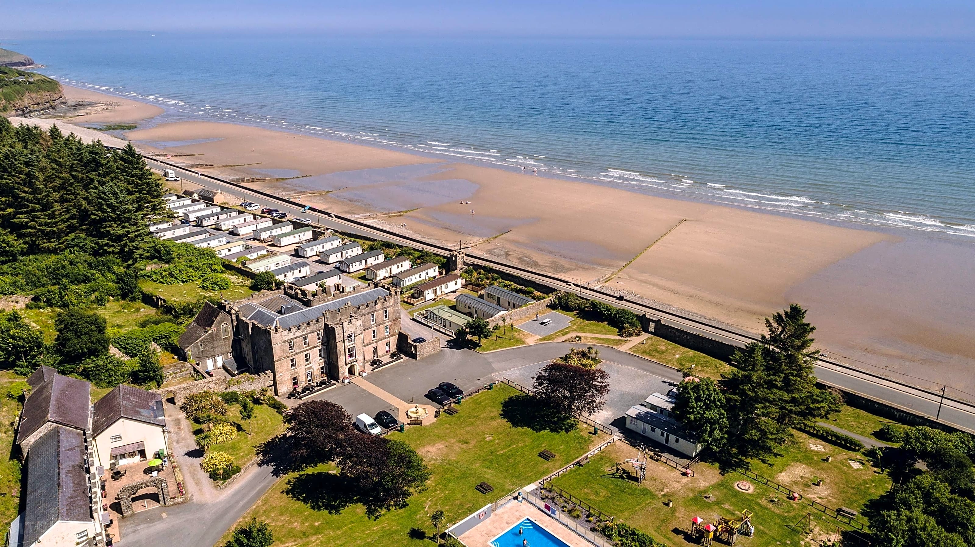Amroth Castle Holiday Park, Narberth, Pembrokeshire | Pitchup.com