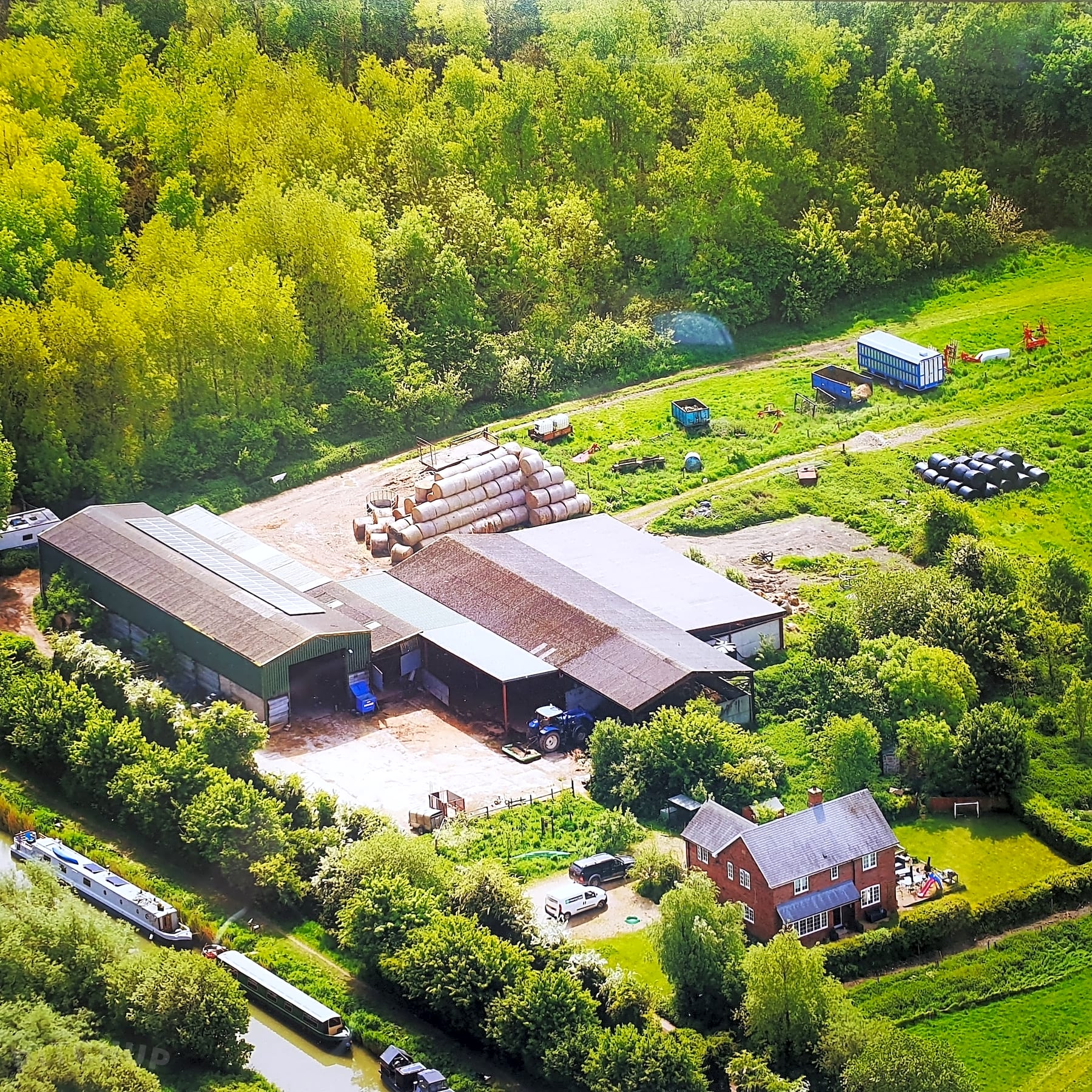 Bridge Farm, Devizes, Wiltshire - Updated 2025 prices | Pitchup.com