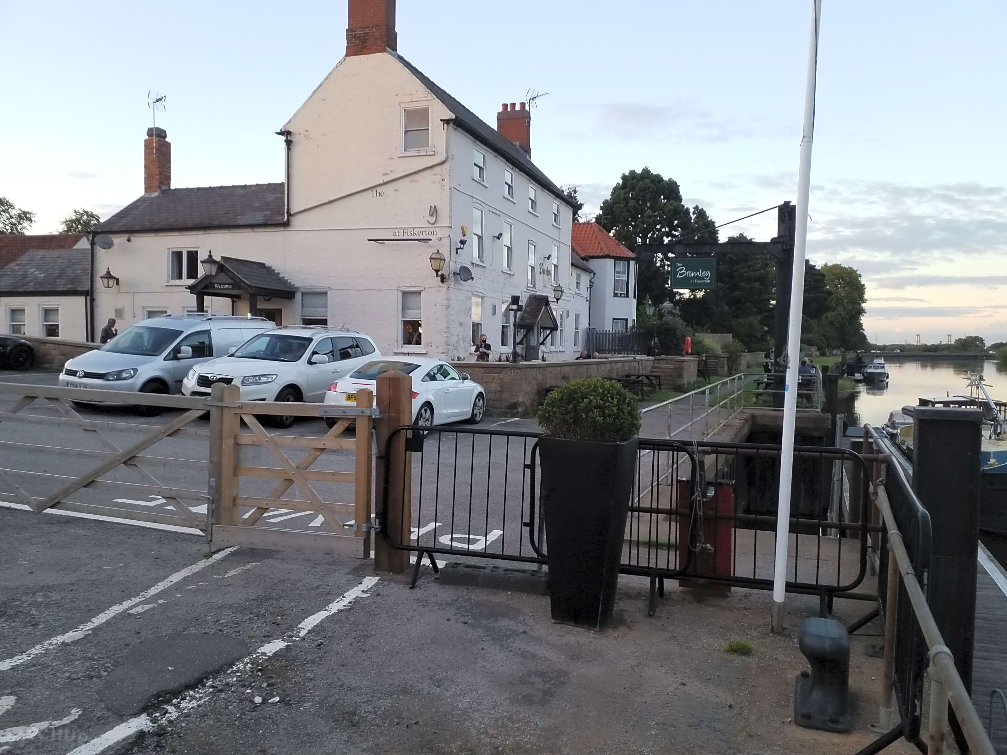 Fiskerton Wharf, Fiskerton, Nottinghamshire | Pitchup.com