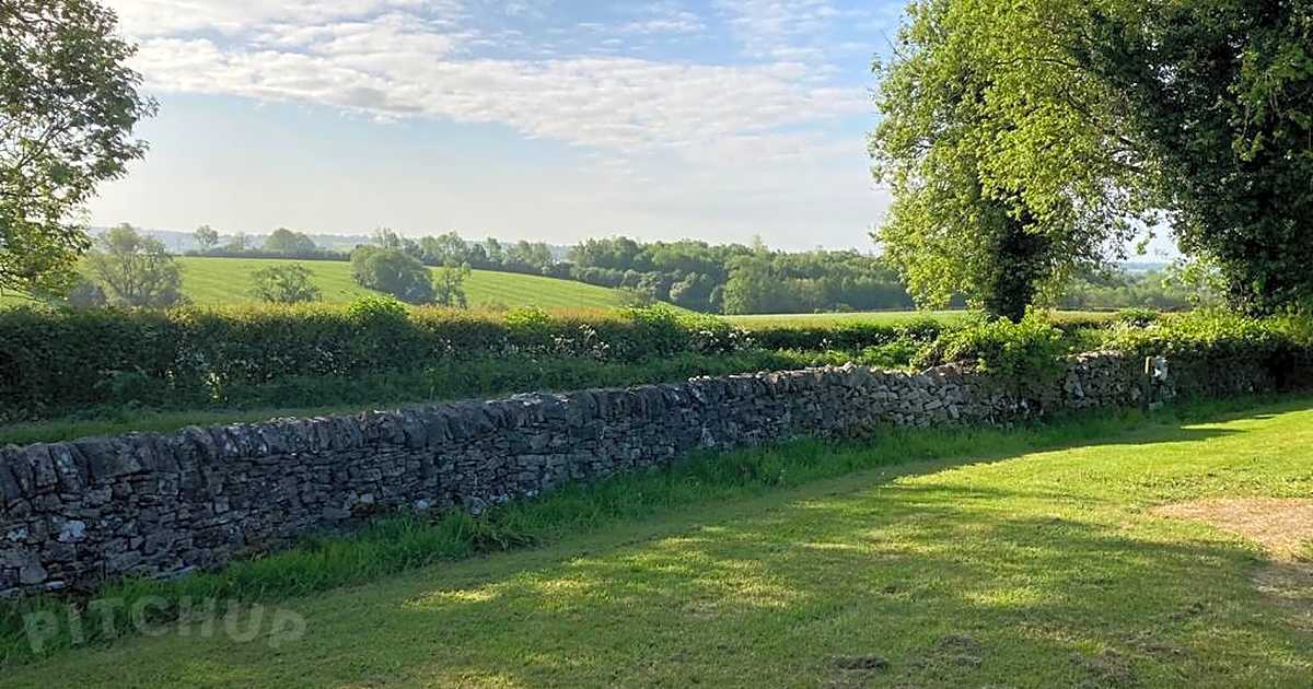 Hollington End Farm, Ashbourne - Updated 2024 prices | Pitchup.com
