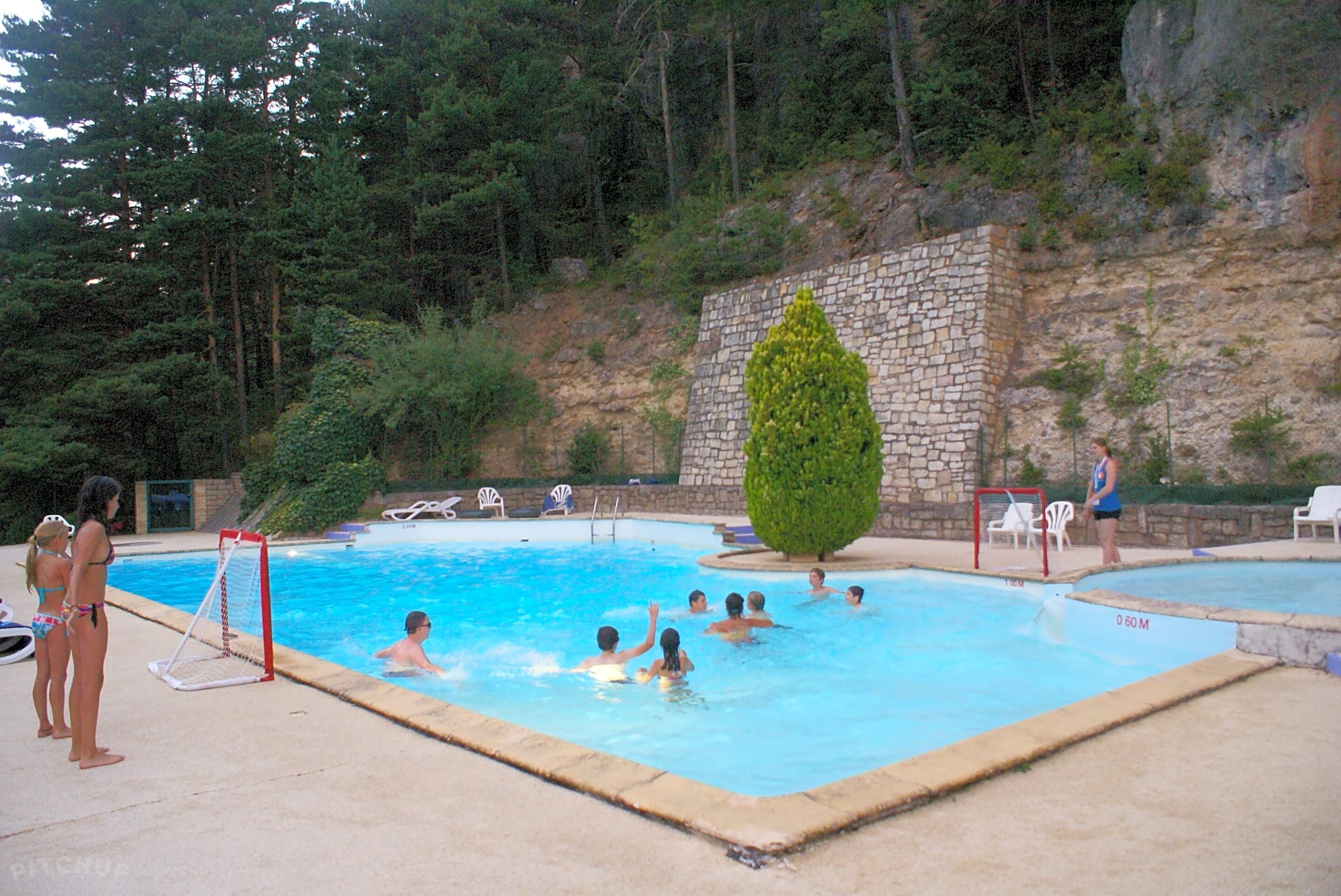 Camping Le Capelan, Meyrueis - Pitchup®