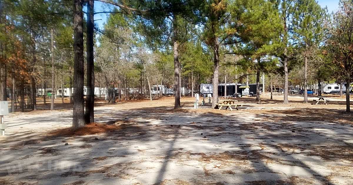 The Farm Campground, Mc Bee - Pitchup®