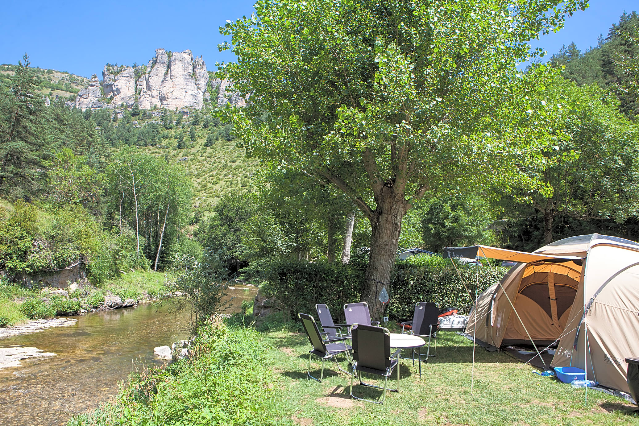 Camping Le Capelan, Meyrueis - Pitchup®