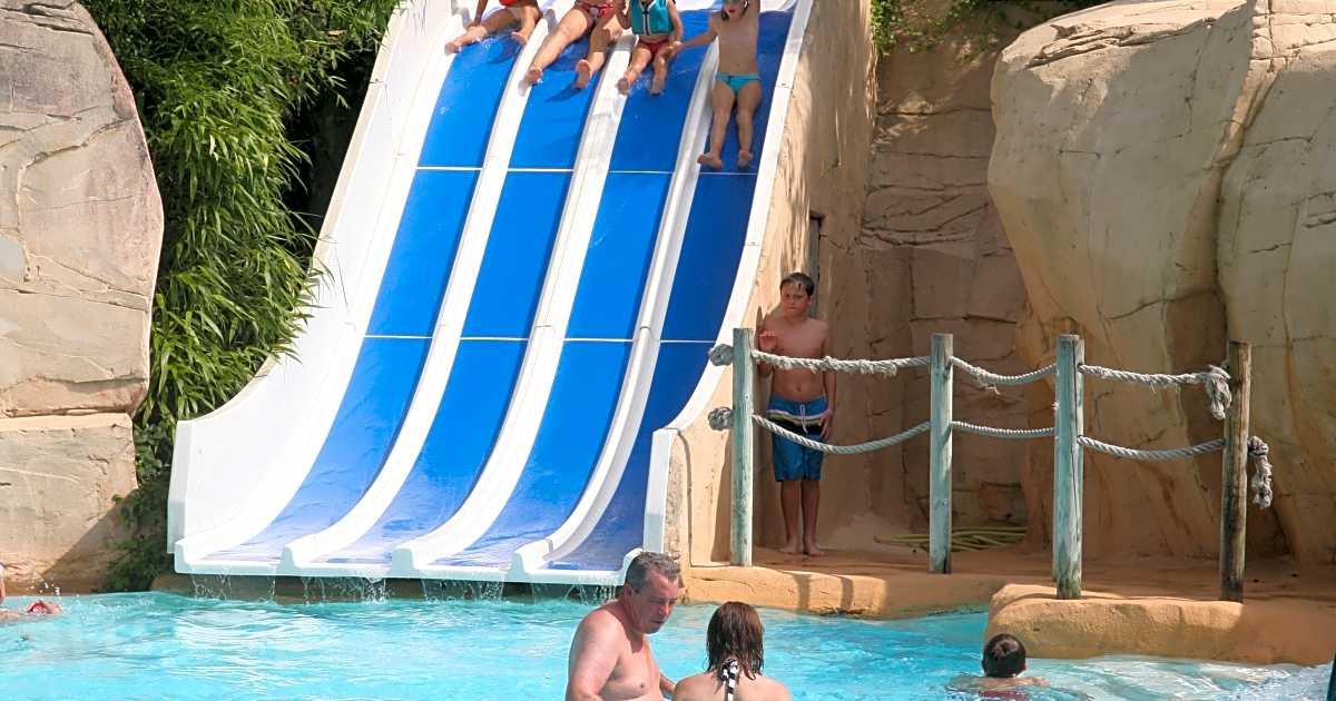 Safari Tent Holidays at Domaine des Ormes, Dol-de-Bretagne | Pitchup.com