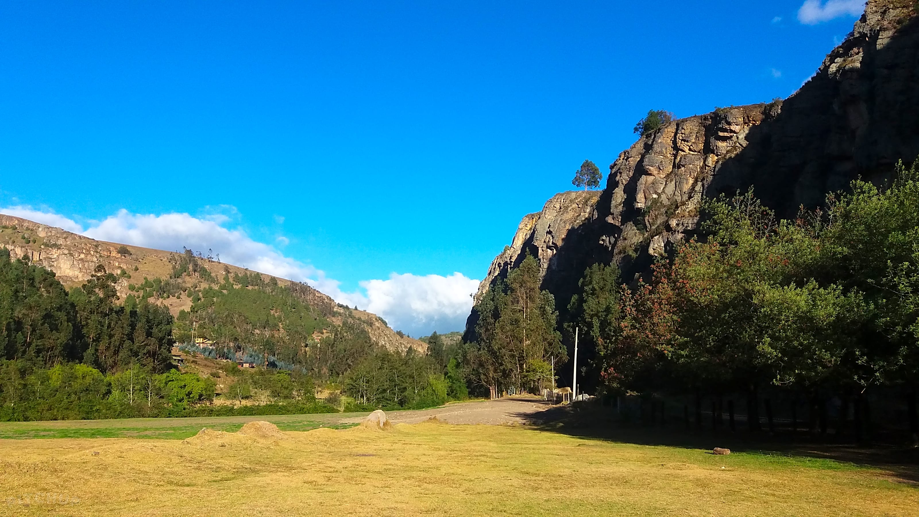 Campo Base Suesca, Suesca - Pitchup®