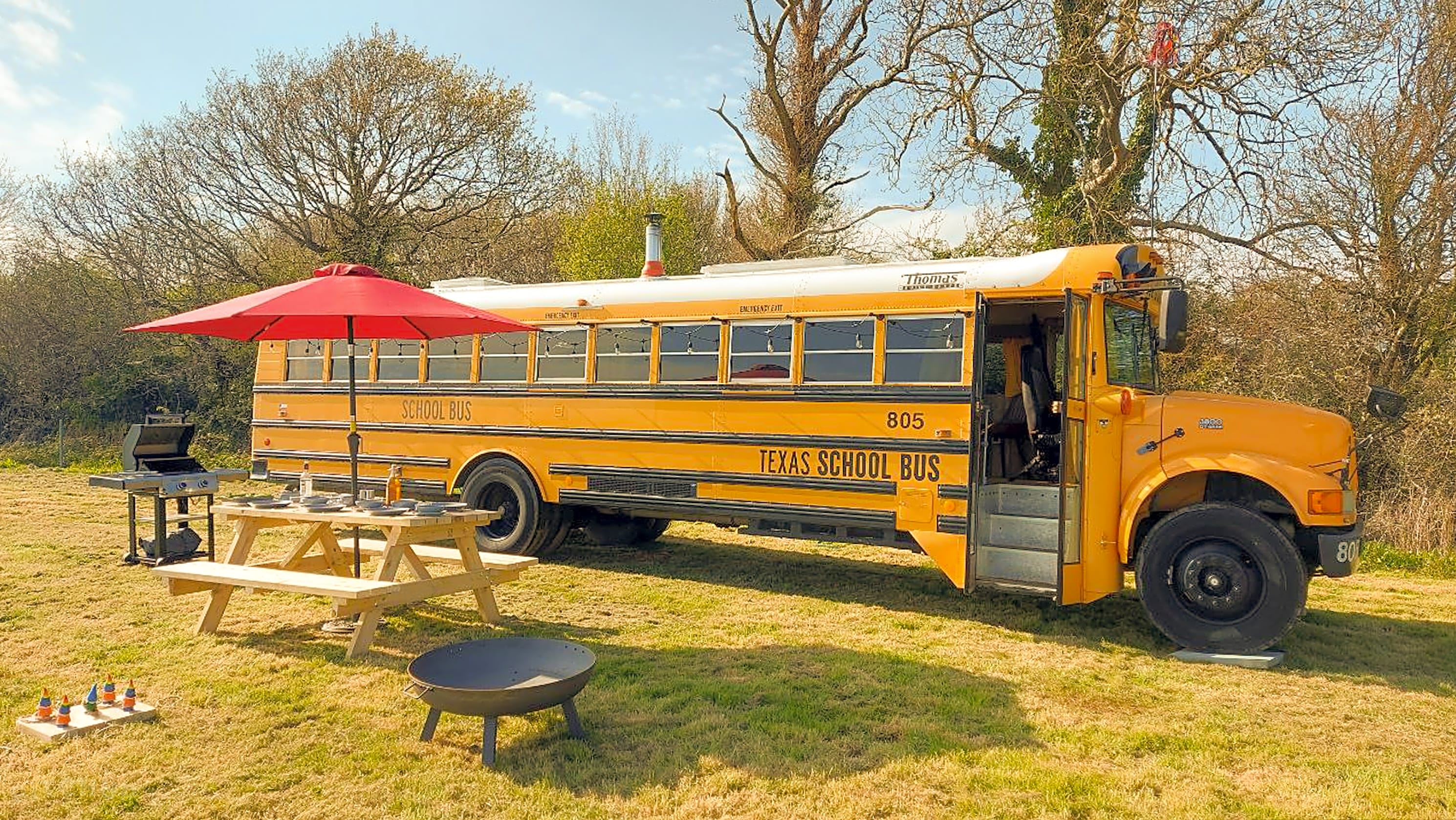 American School Bus Glamping at Woolacombe, Woolacombe, Devon - Updated ...