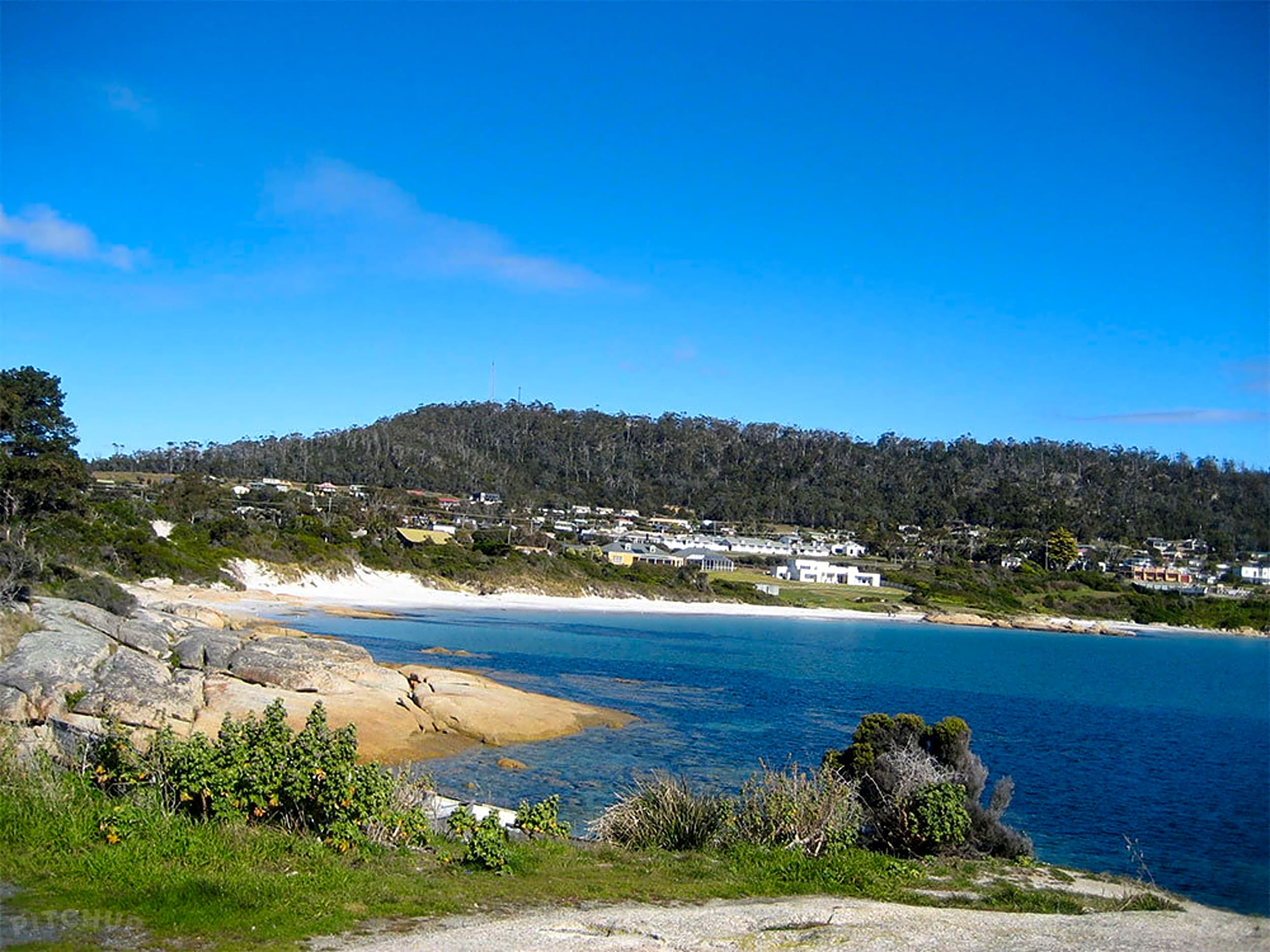 Bicheno Cabin Park, Bicheno, East Coast | Pitchup.com