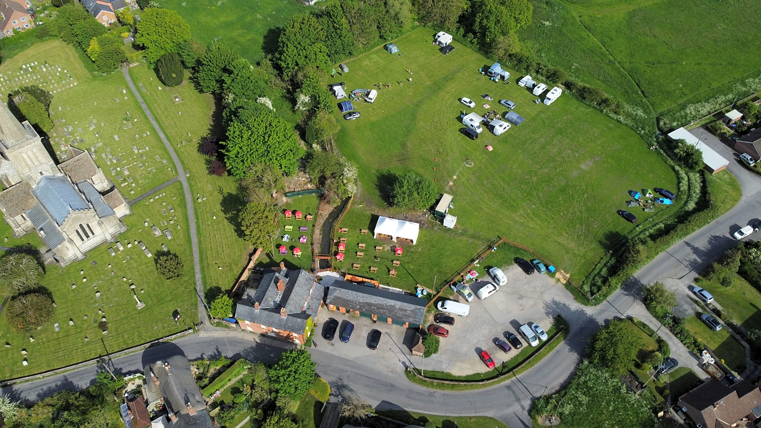 The Crown Inn, Devizes, Wiltshire | Pitchup.com