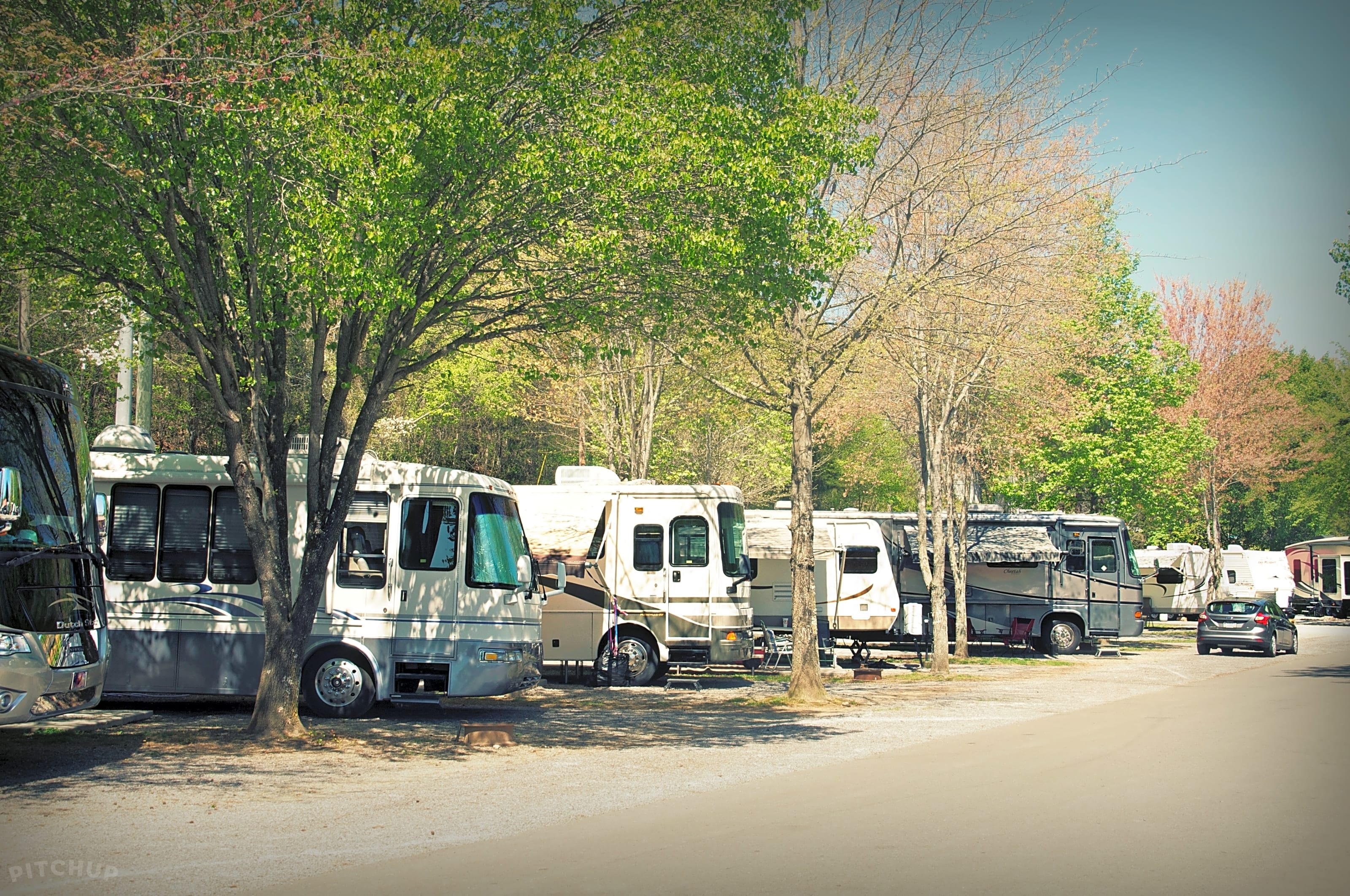 Creekside RV Park, Pigeon Forge - Pitchup®