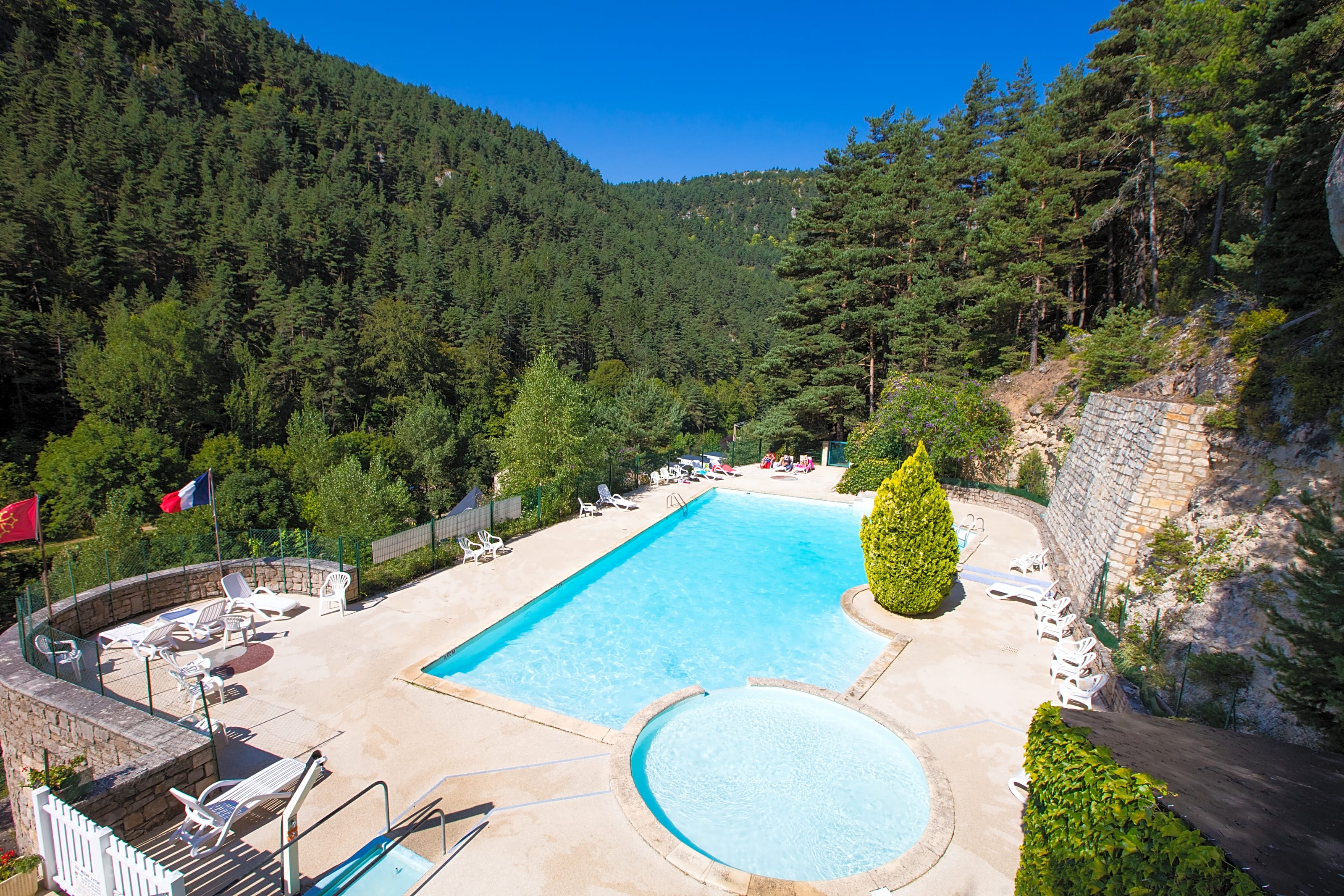 Camping Le Capelan, Meyrueis - Pitchup®
