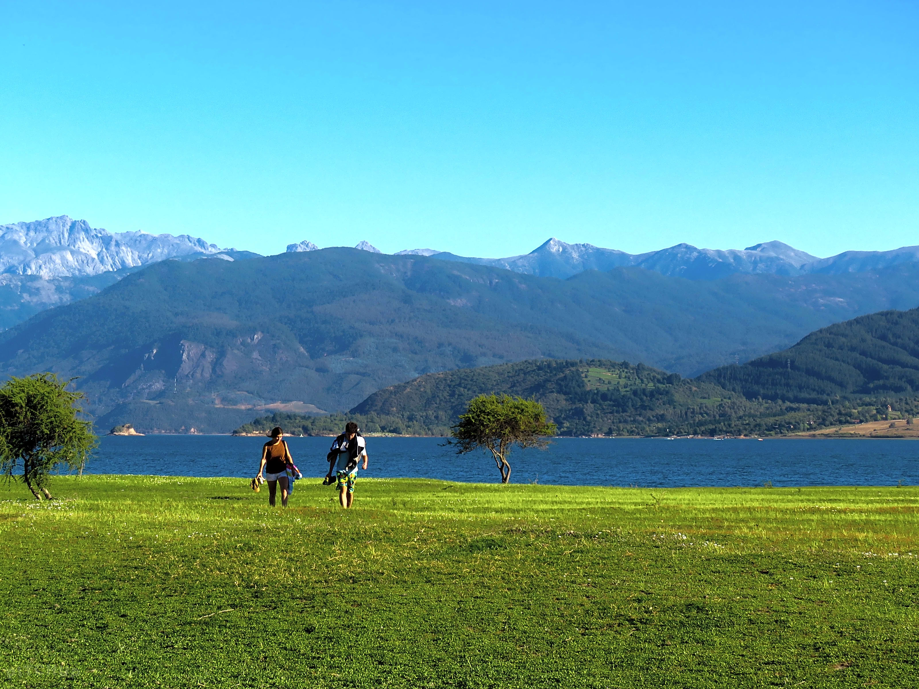 Camping Internacional Marina Colbún, Colbún - Pitchup®