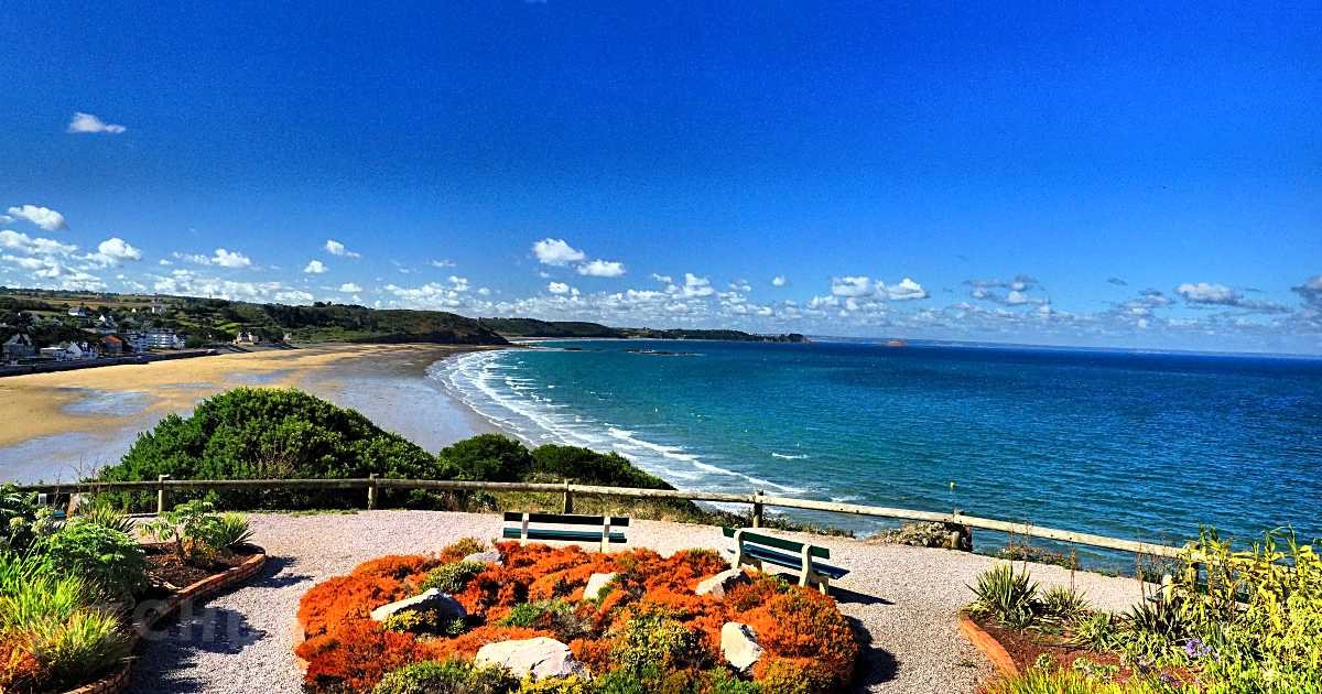 Camping Les Roches, Erquy | Pitchup.com