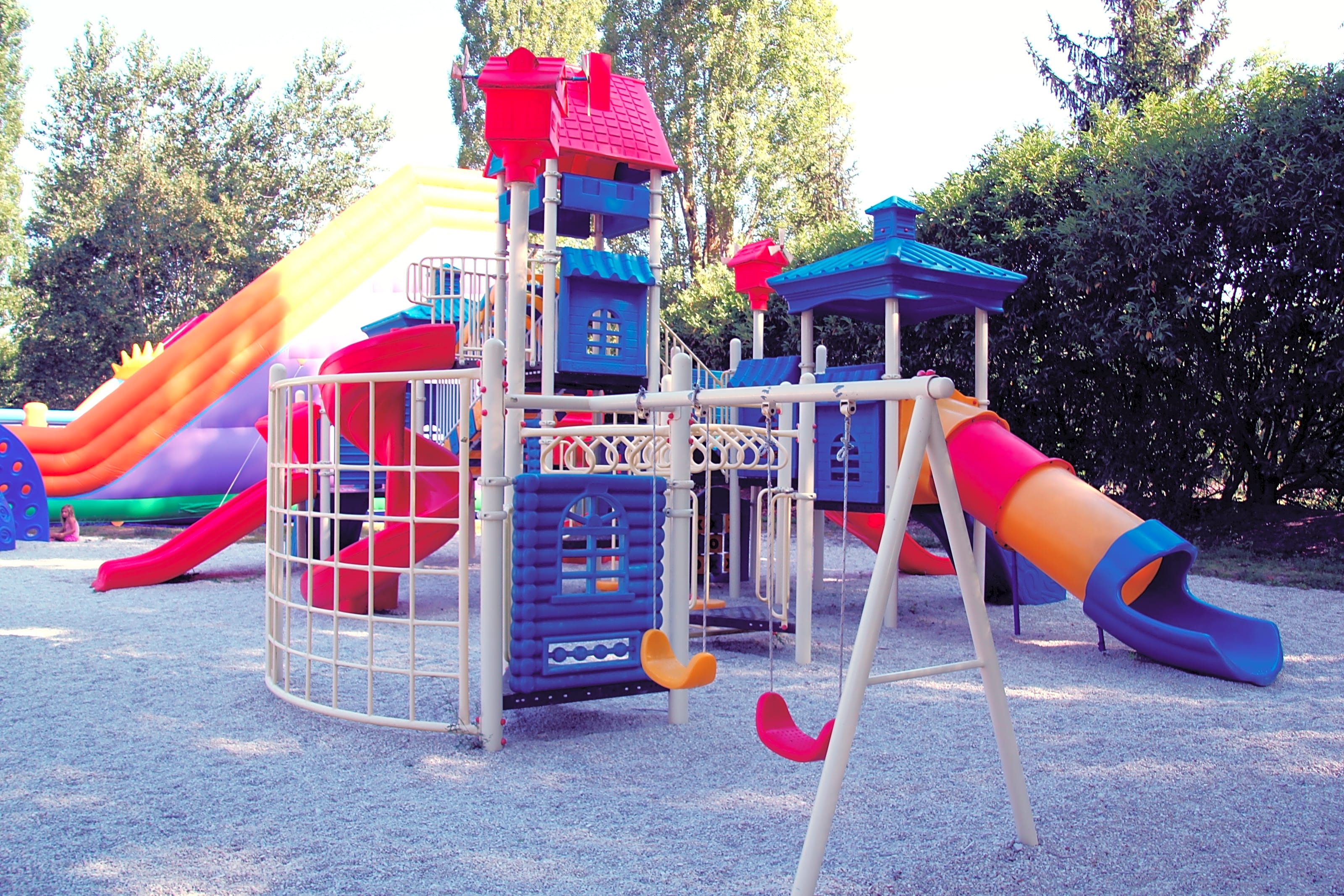 Les Terres Rouges, Clérey - Pitchup®