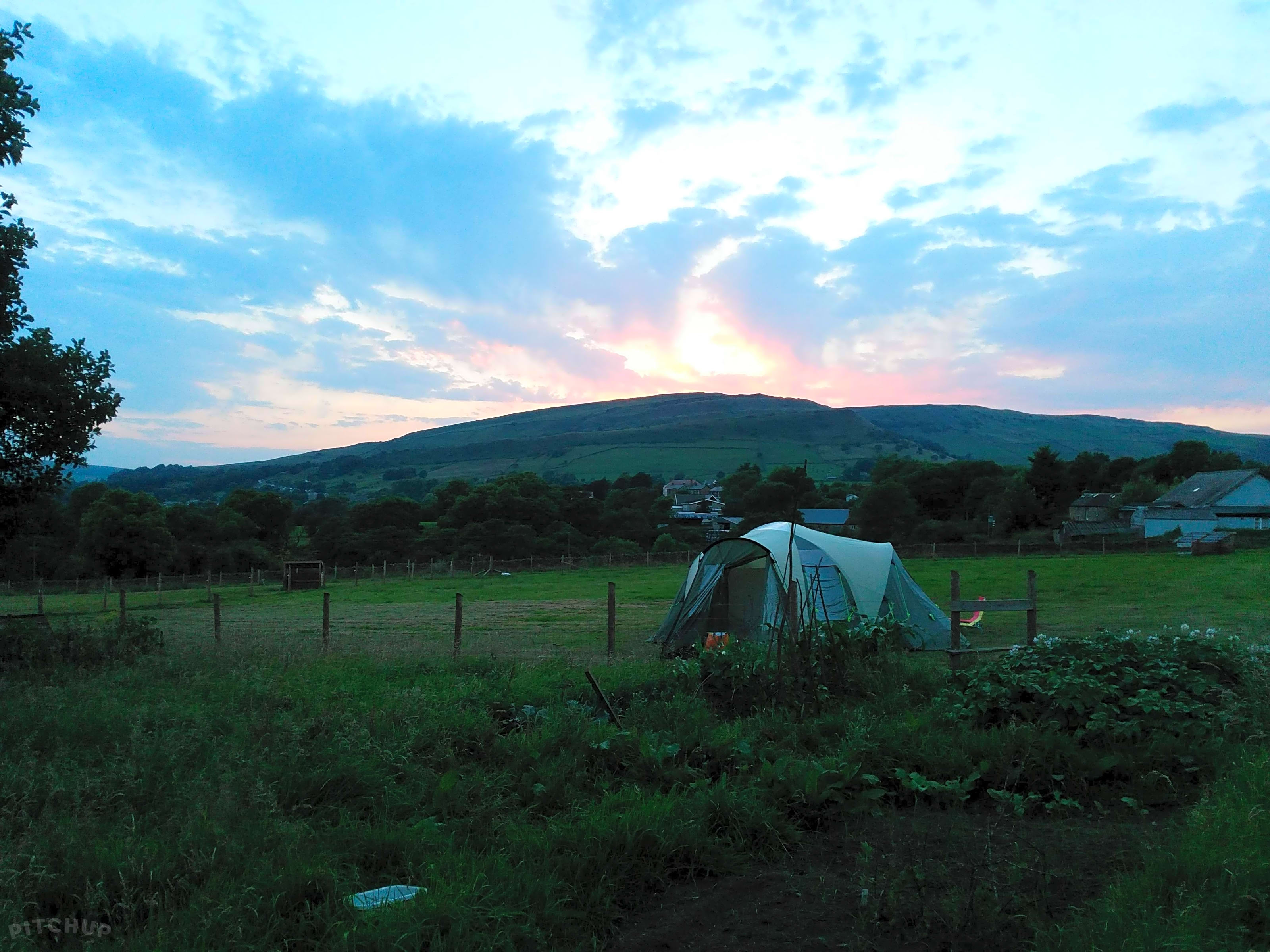 Chinley Camping, Chinley - Pitchup®