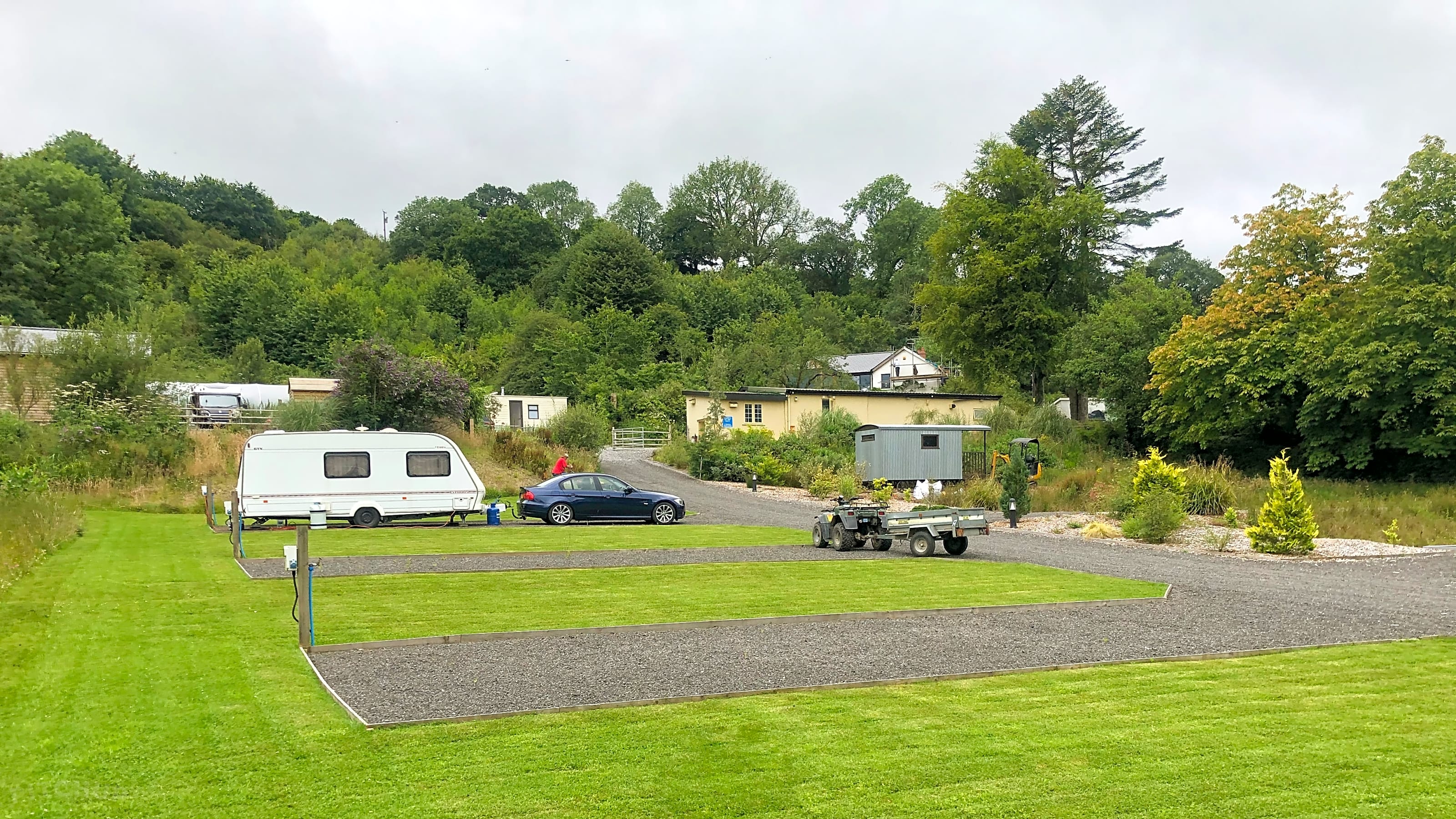 Campsites in Newcastle Emlyn, Carmarthenshire 2025 from £15/nt ...