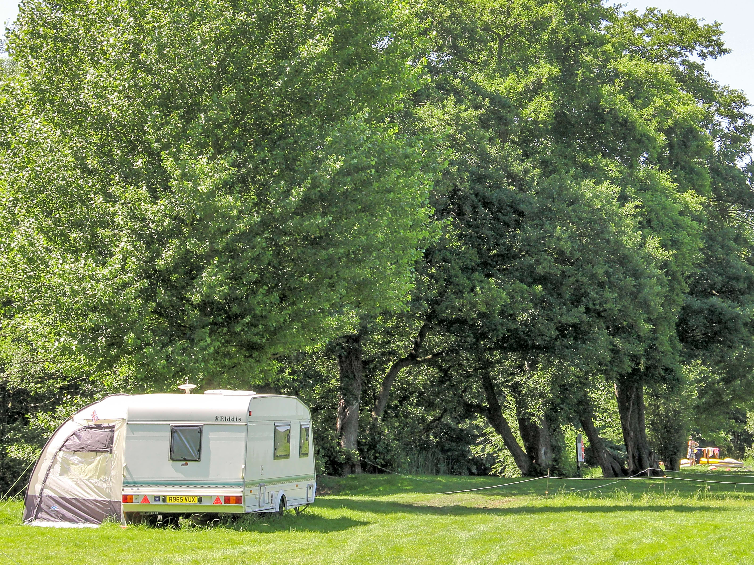 Rushbanks Farm Caravan and Camping Site, Sudbury, Suffolk - Updated ...