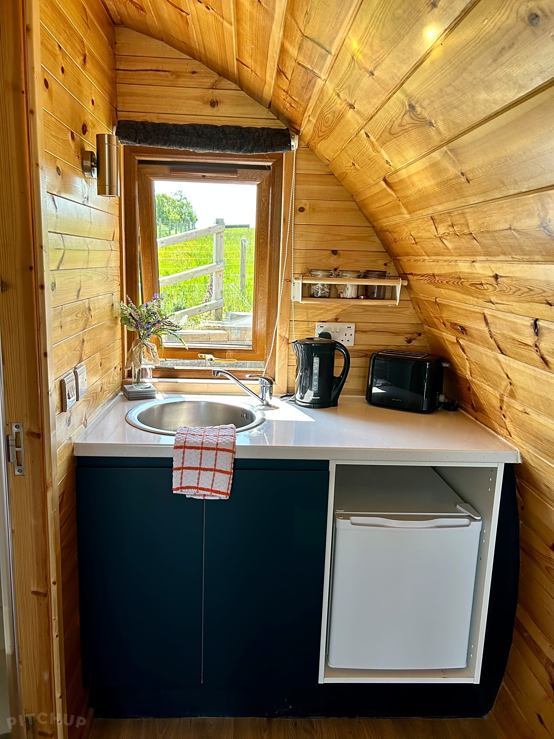 The Pods at Streamvale, Belfast, Co. Down | Pitchup.com