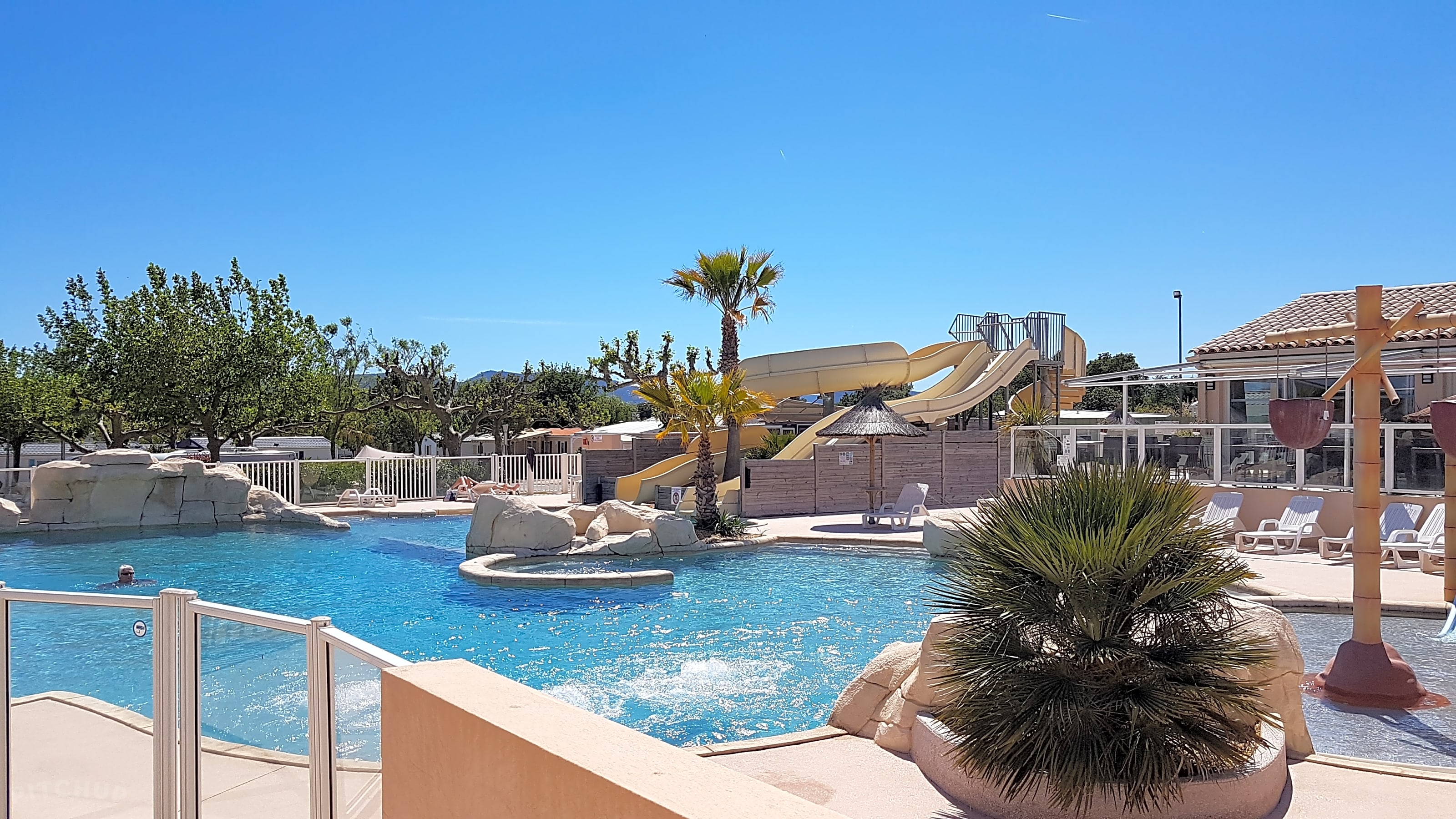 Camping La Pinède, Grimaud - Pitchup®