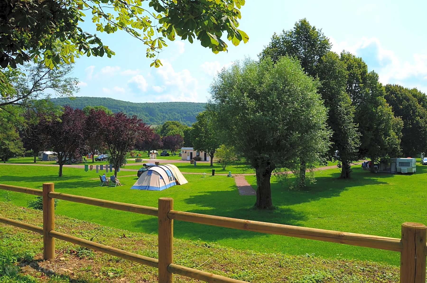 Campsites in Dijon, Côte-d'Or, France 2023 from £7/nt - Pitchup