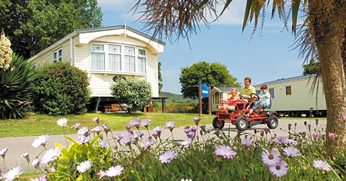 Weymouth Bay Holiday Park, Weymouth | Pitchup.com