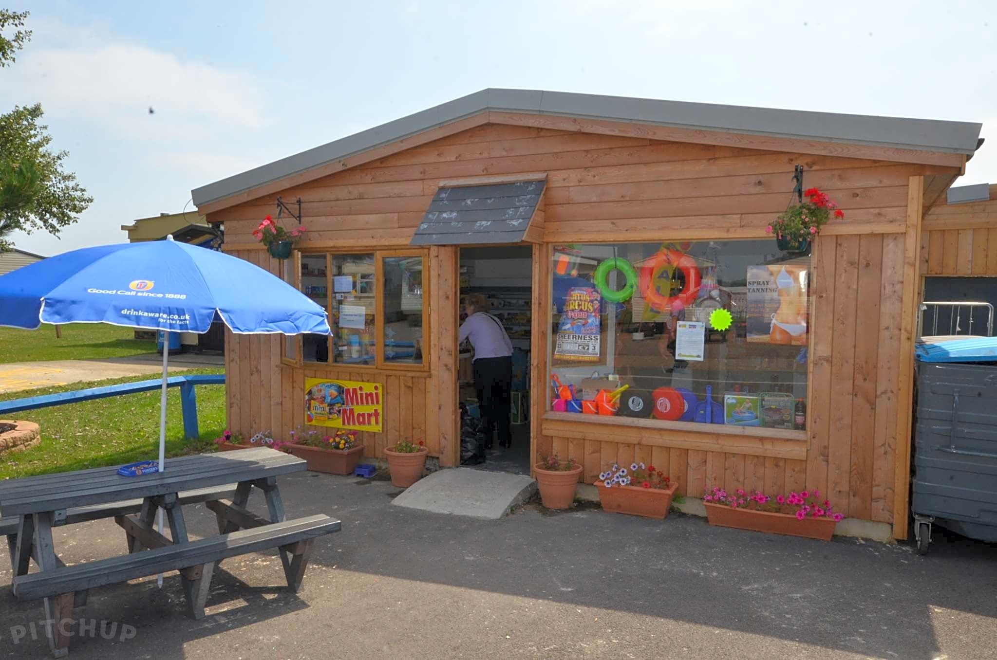 Sheerness Holiday Park, Sheerness - Pitchup®