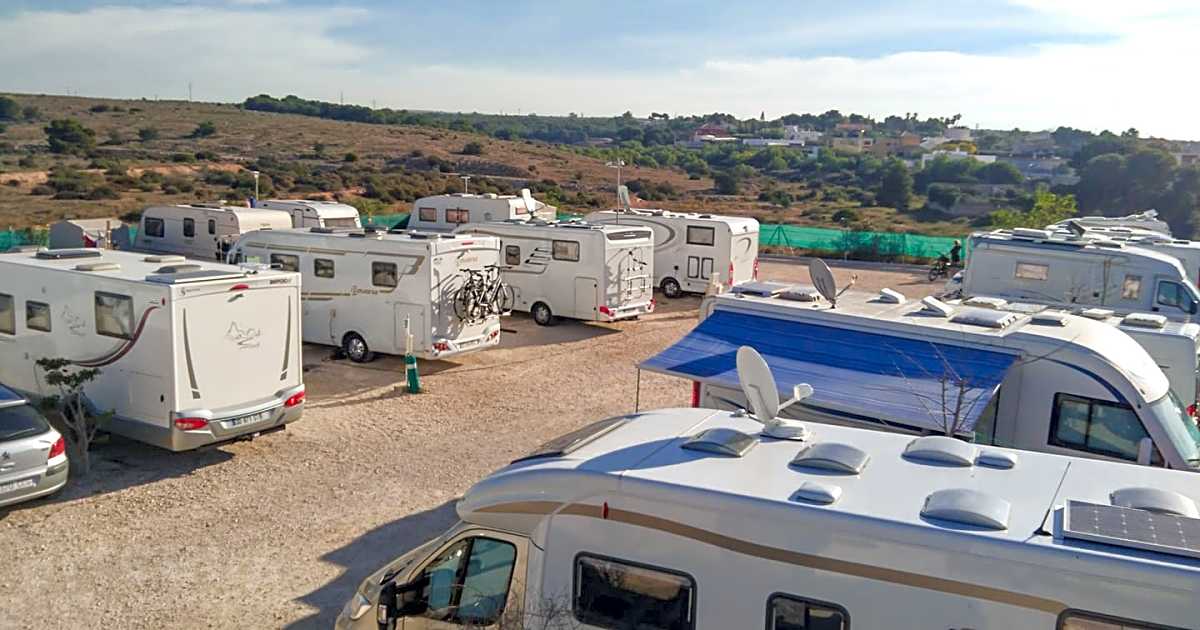 Camper Área Santa Pola, Santa Pola - Updated 2024 prices | Pitchup.com