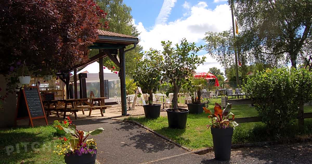 Camping du Viaduc, Les Ancizes-Comps | Pitchup.com