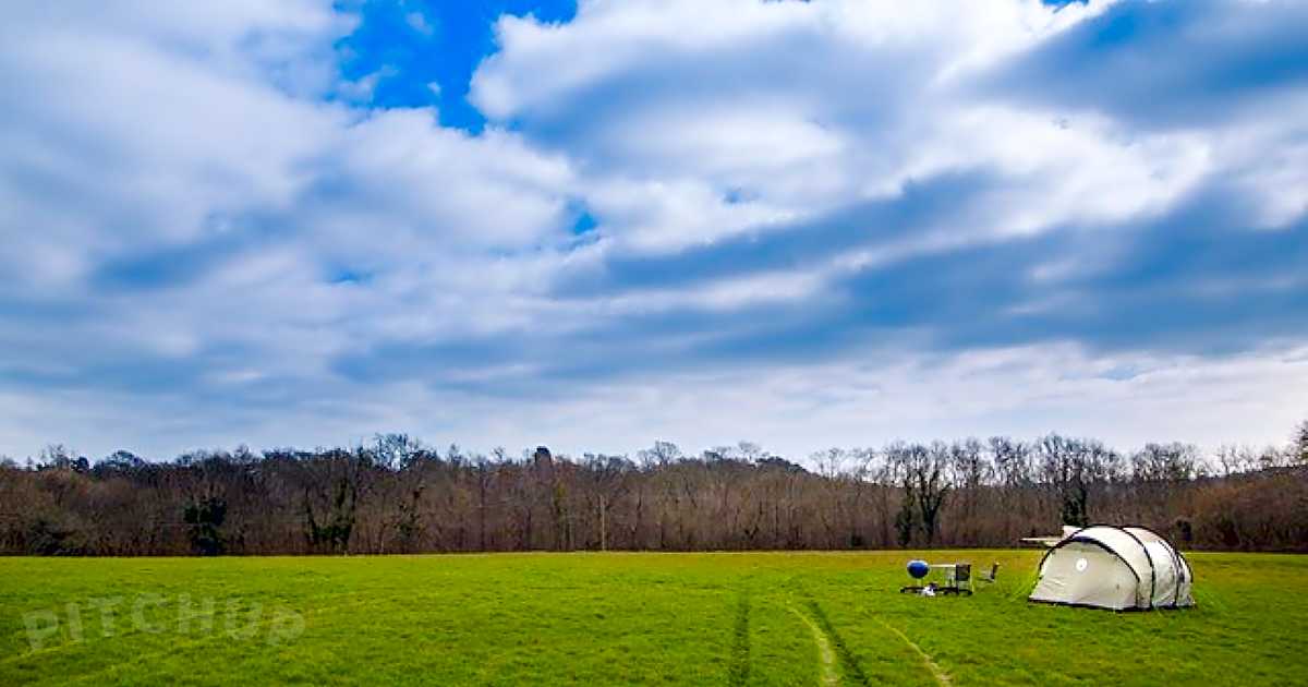 Netherfield Place Farm Camping, Netherfield | Pitchup.com